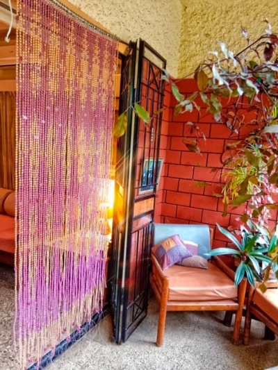 Best Restaurant Partition Screen – Golden Peach & Butter Pink